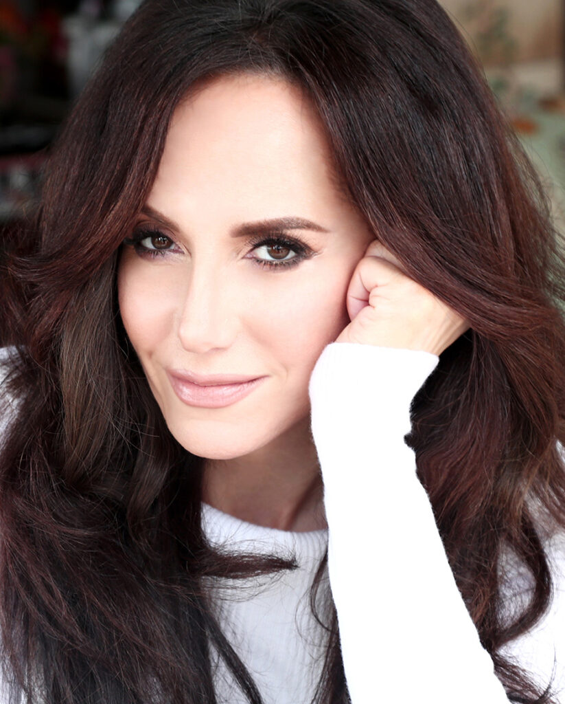 Deborah Silver, Shake It Off Review - Chalked Up Reviews